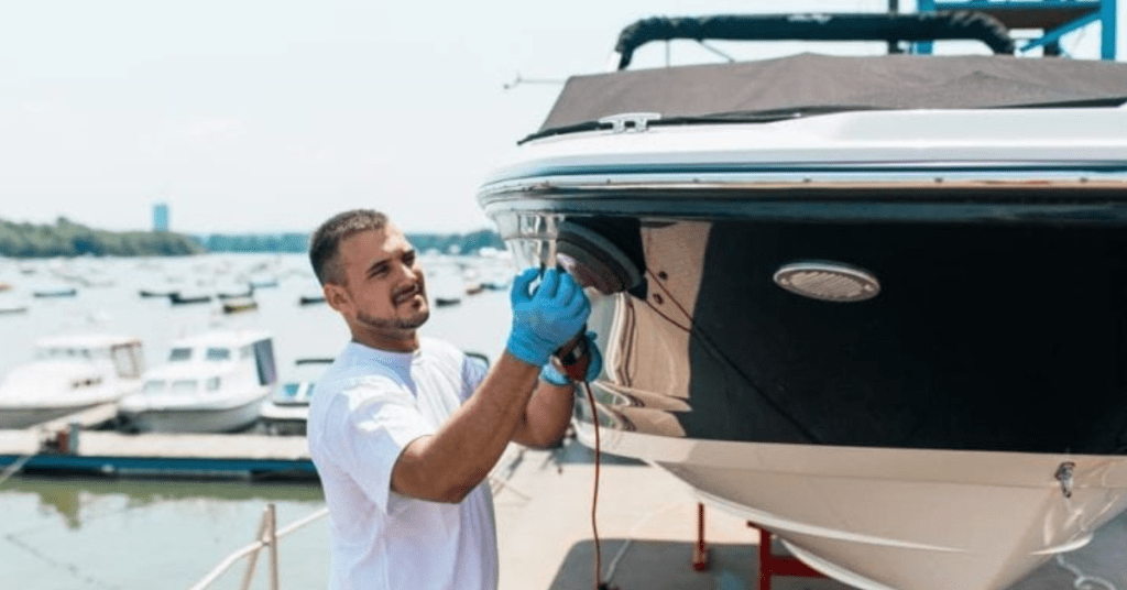 If your boat capsizes and floats away what should you do? - 2025 Guide